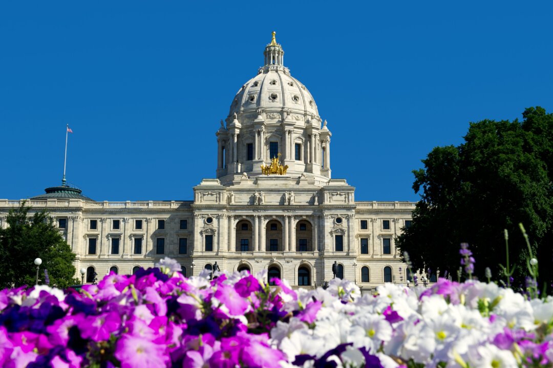 Minnesota Officials Say Error in Tax Cut Bill Could Cost Taxpayers $352 ...