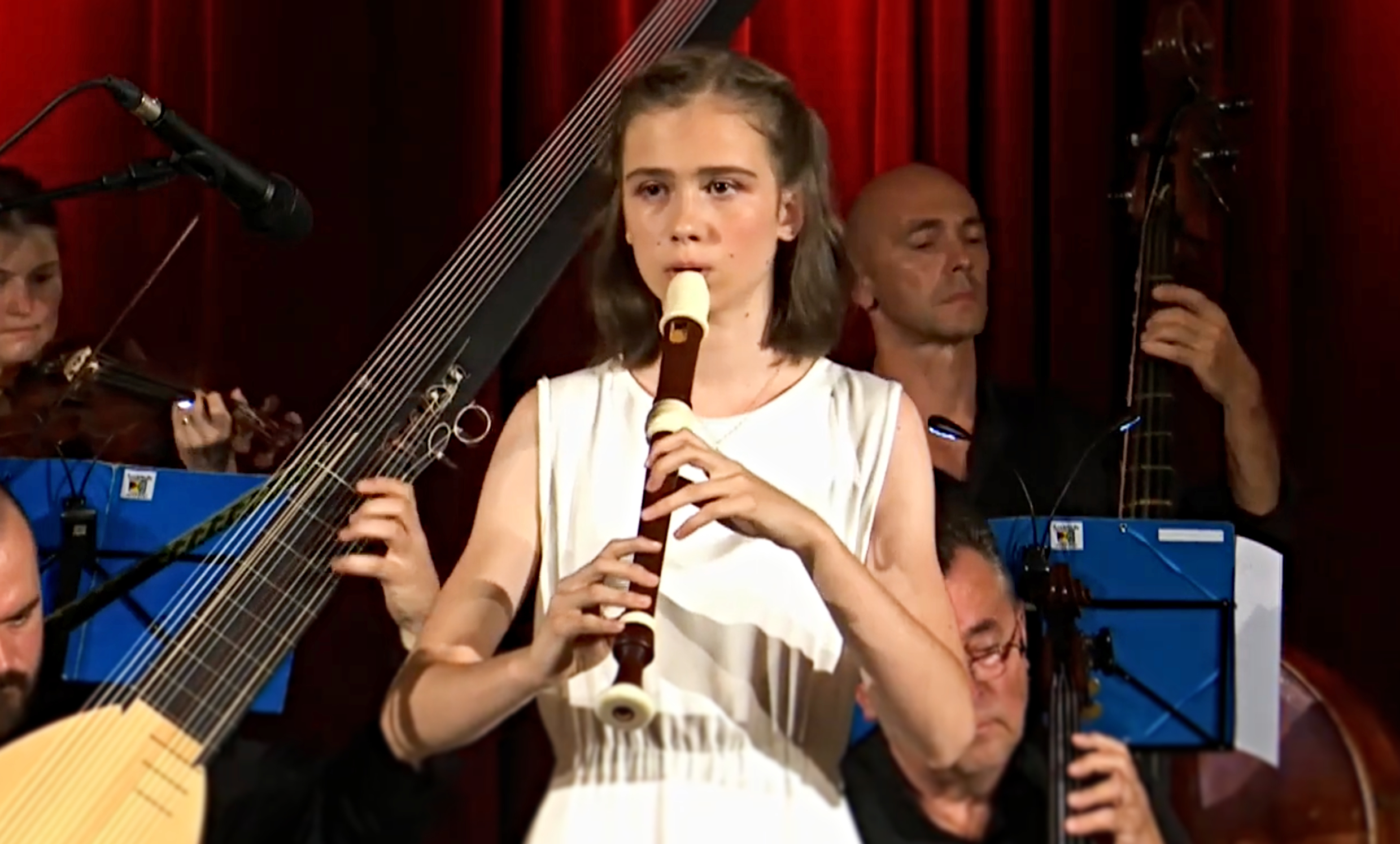 Georg Philipp Telemann: Concerto in F major for Recorder, Strings & b.c ...