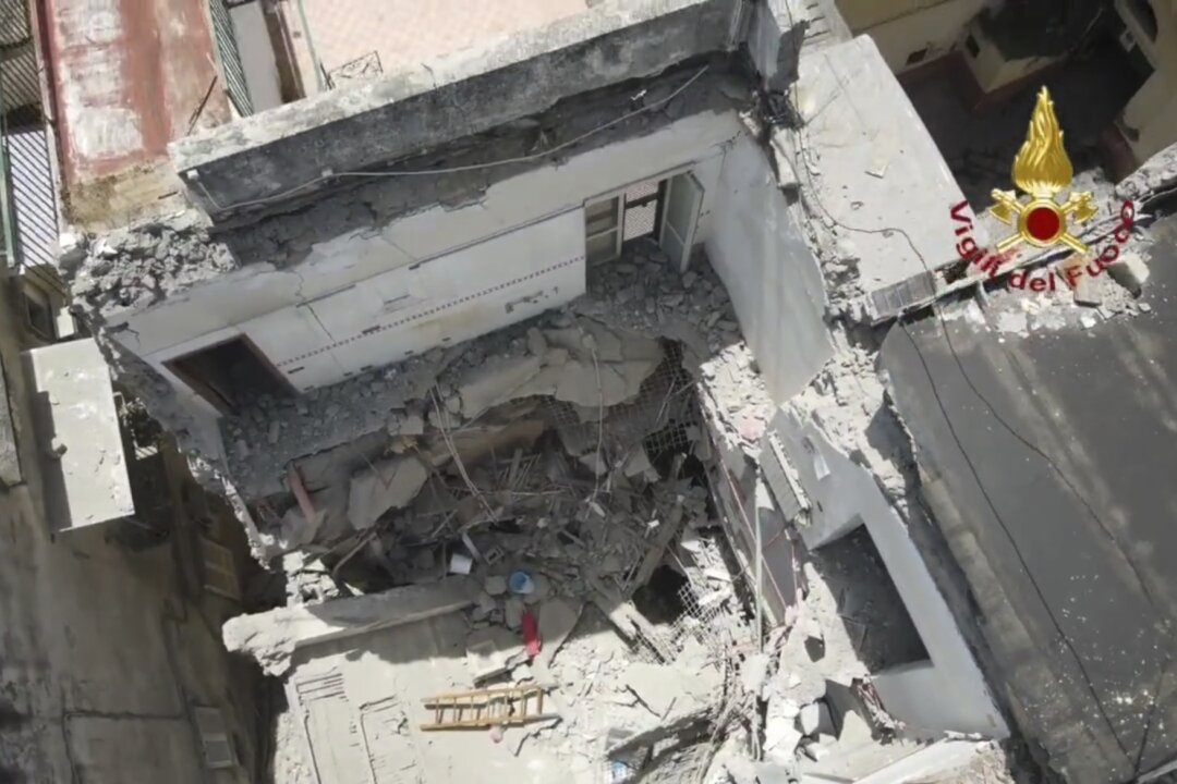 3 Survivors Rescued From Rubble of Collapsed Apartment Building in ...