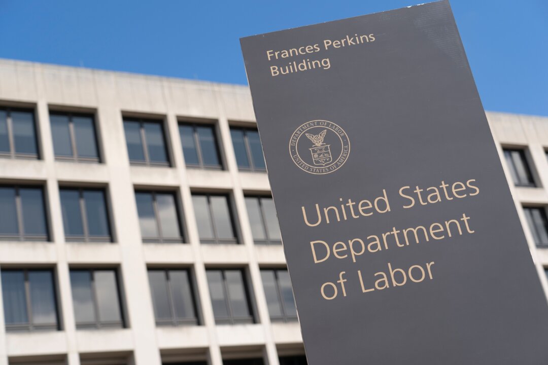 Biden’s Independent Contractor Rule Quietly Takes Effect, Replaces ...