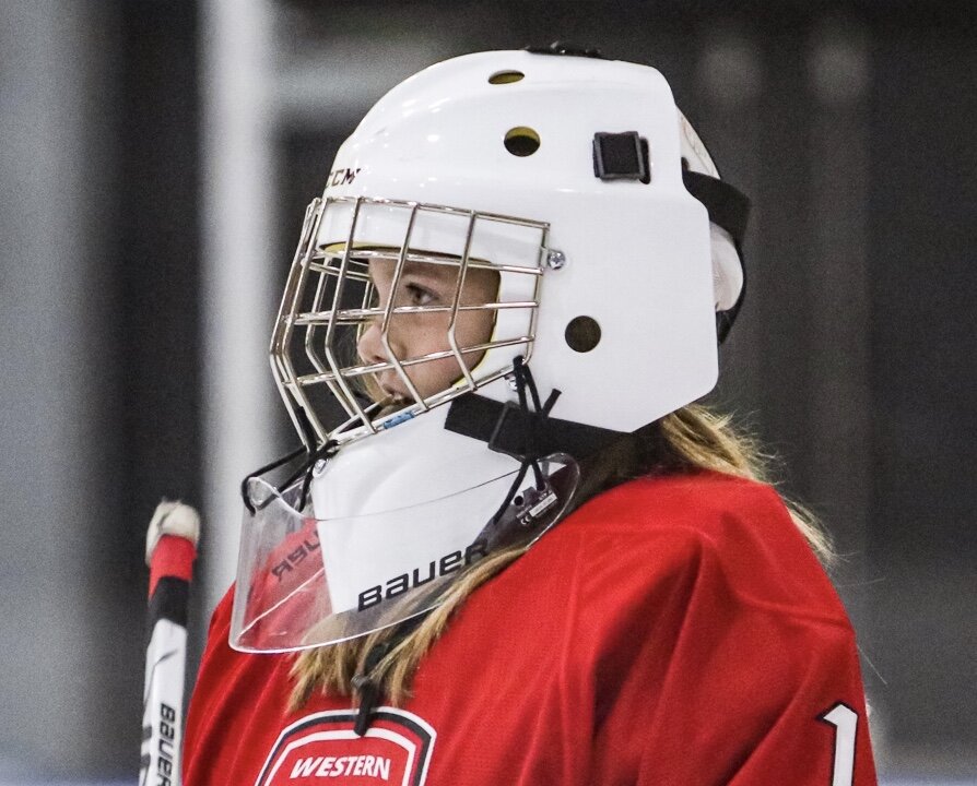 Talented Young Female Goalie From Southern California on Hockey Fast ...