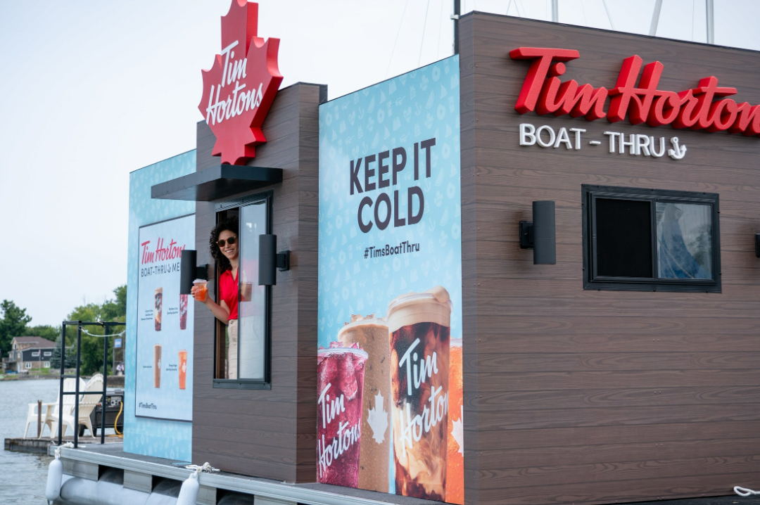 Tim Hortons Offers a ‘Boat-Thru’ During Long Weekend | The Epoch Times