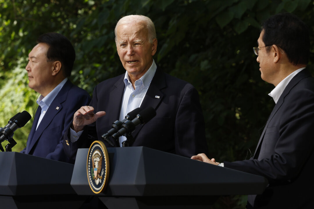 US, Japan, South Korea Deepen Security Ties at Historic Summit, Condemn China Aggression | The ...