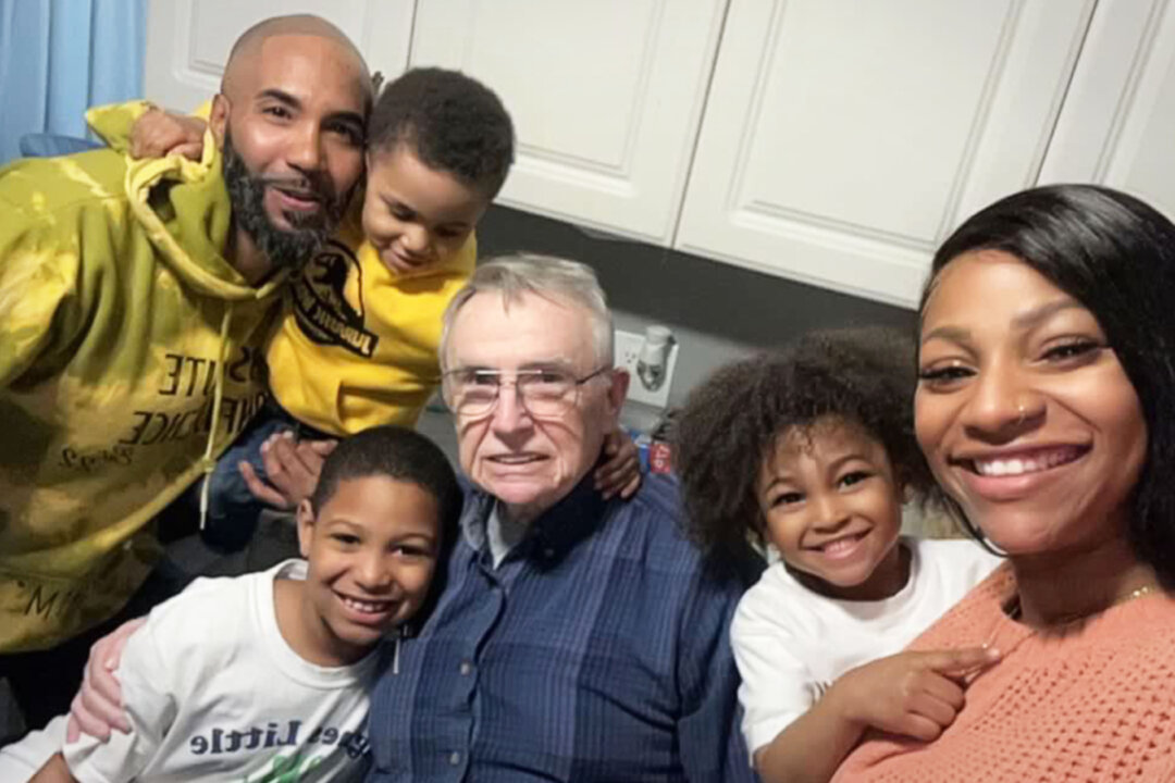 Family Adopts Lonely 82-Year-Old Widowed Neighbor as Their ‘Honorary ...