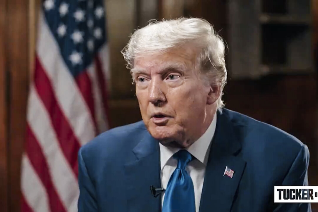 Trump–Tucker Interview Reaches Nearly 200 Million Views | The Epoch Times