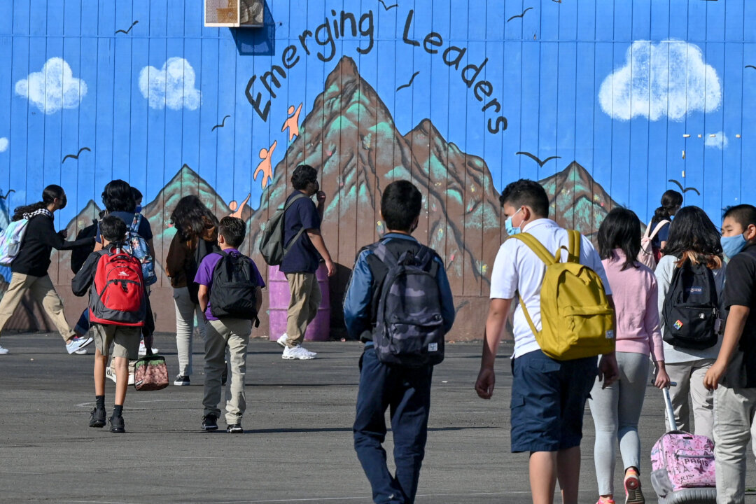 Los Angeles Unified Enrollment Continues to Decline With 100,000 Students Lost in 7 Years | The ...