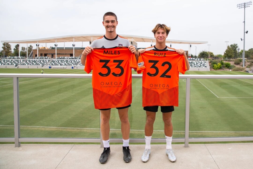 Orange County Soccer Club Performs Delicate Balancing Act | The Epoch Times