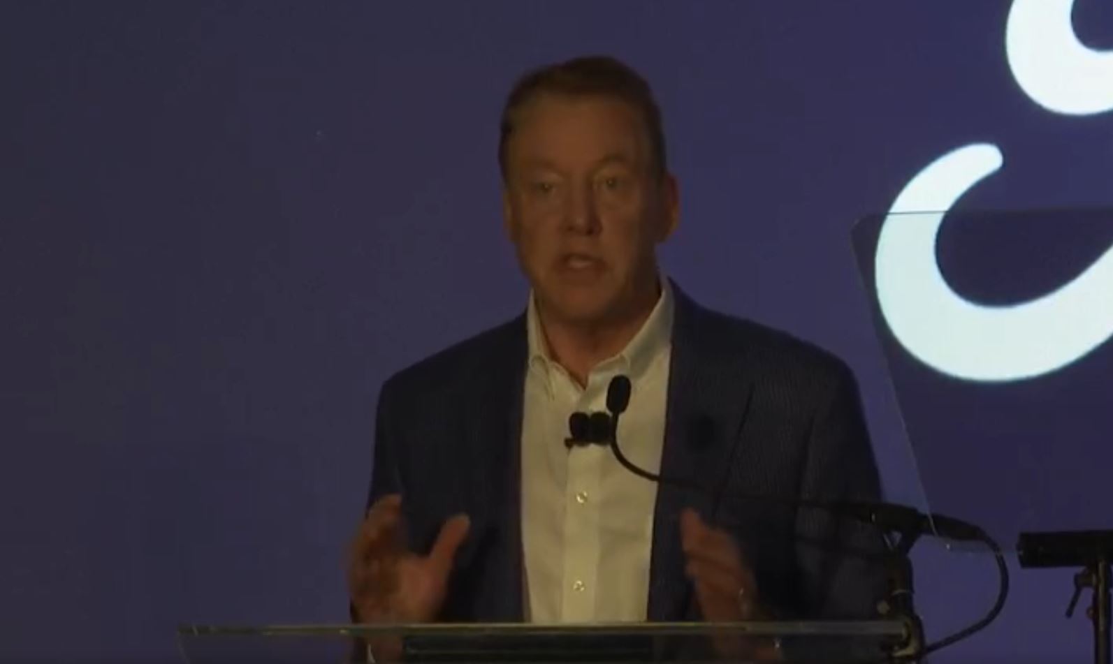 Ford CEO to Striking UAW Workers: ‘We Can Stop This Now’ | EpochTV