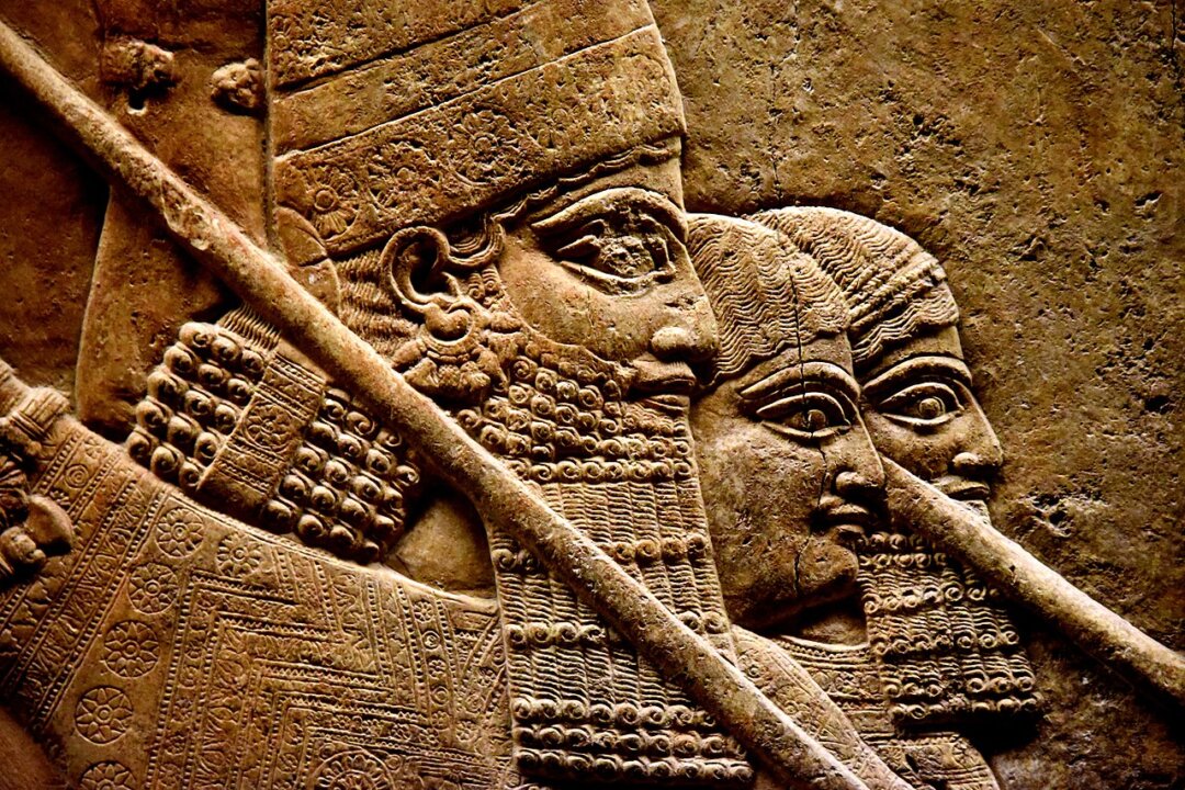 ‘The Ancient Assyrians: Empire and Army, 883–612 BC’ | The Epoch Times