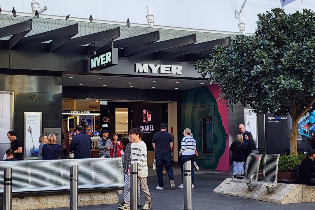 Myer’s Brand New Plan as In-house Labels Collar Profit | The Epoch Times