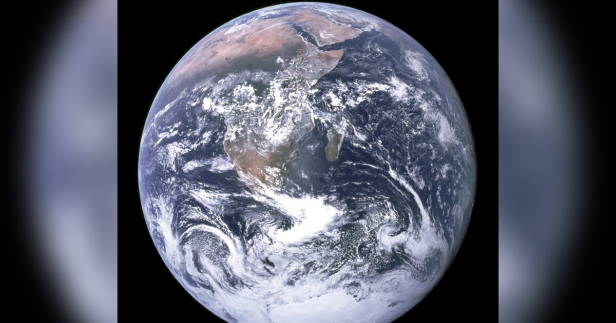 Relics of Theorized Huge Primordial Collision Reside in Earth’s Deep ...