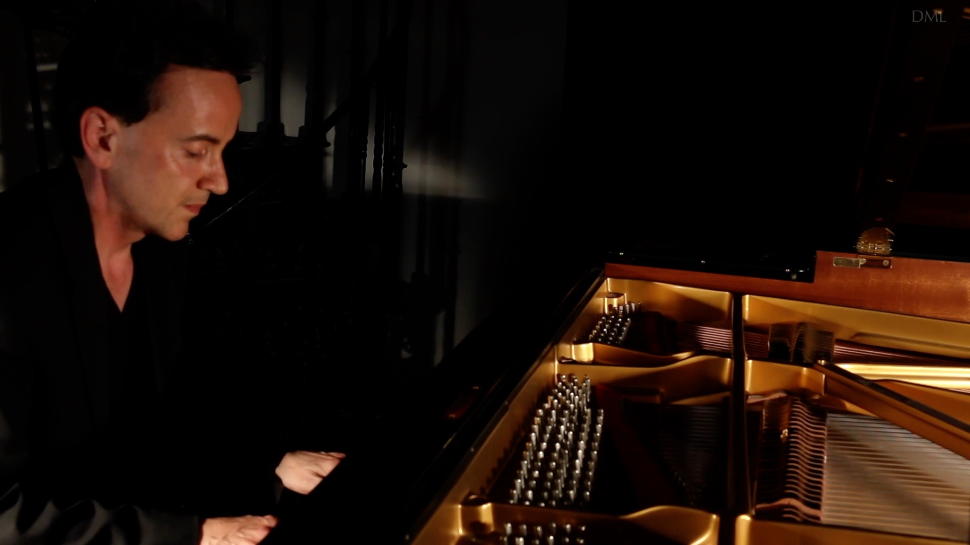 Bach: Prelude From Violin Partita in E Major | Daniel Martyn Lewis | EpochTV