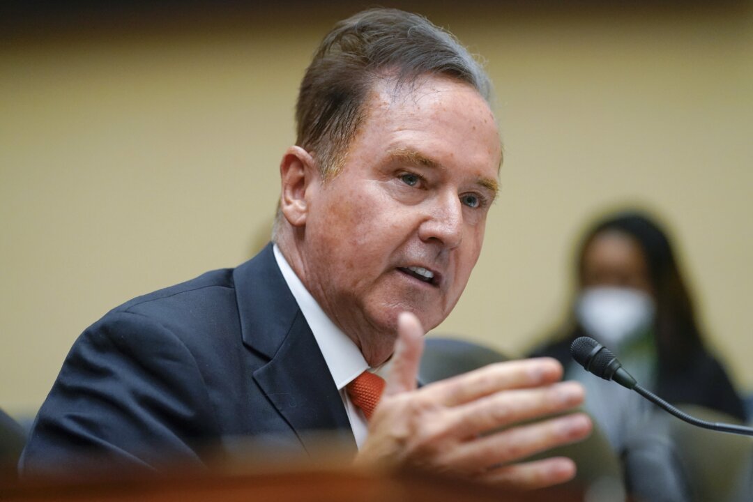 Longtime Democrat From New York, Brian Higgins, to Leave Congress Early ...