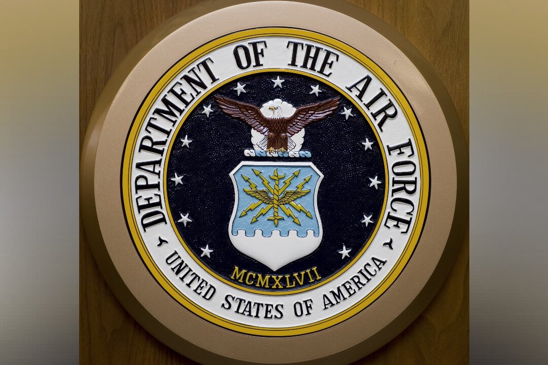 Air Force Intel Analyst Shared Classified Materials on Discord: FBI ...