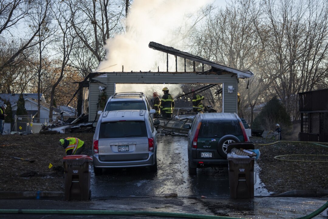 House Explodes and Bursts Into Flames in Minnesota, Killing at Least ...
