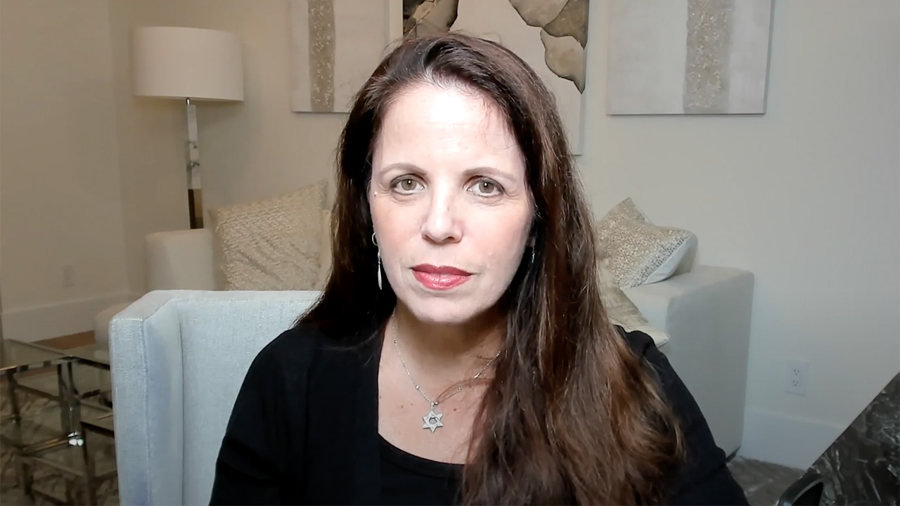 CA Medical Board ‘Targeted’ Physician: Doctor | EpochTV