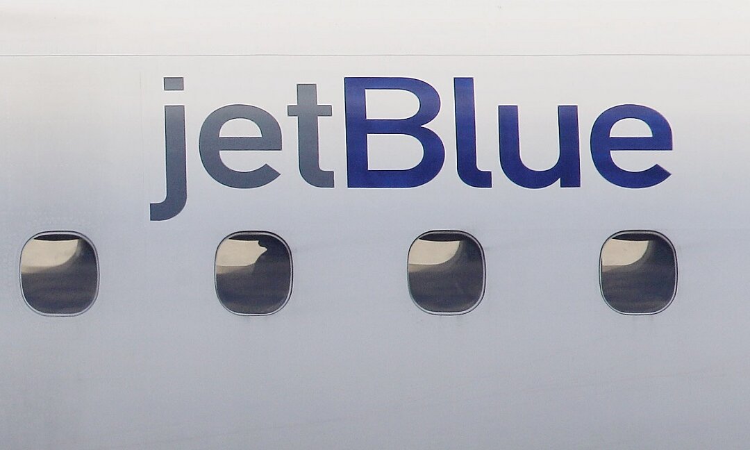 NTSB Says JetBlue Captain Took Off Quickly to Avoid Incoming Plane in ...
