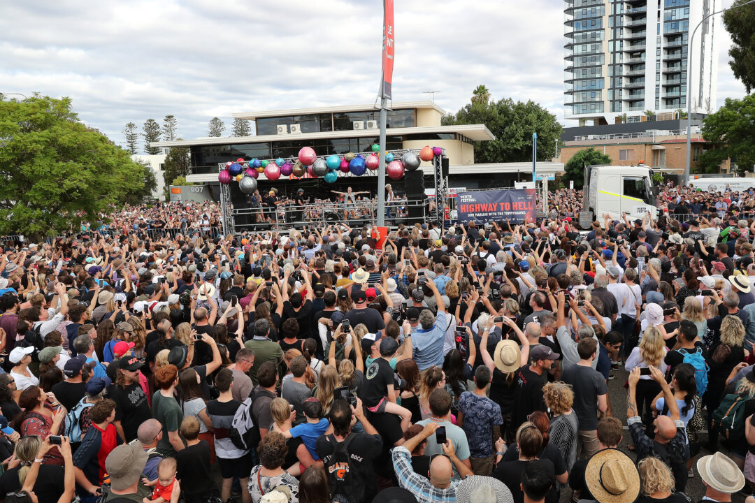 Less Than $6,000 a Year: Australian Musicians Fight for a Living Wage ...