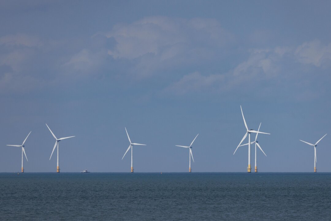 Britain’s Net-Zero Disaster and the Wind Power Scam | The Epoch Times