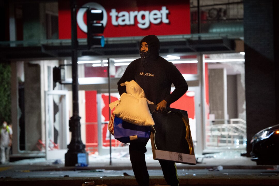 California Retail Theft Reduction Act Would Target Those Stealing With ...