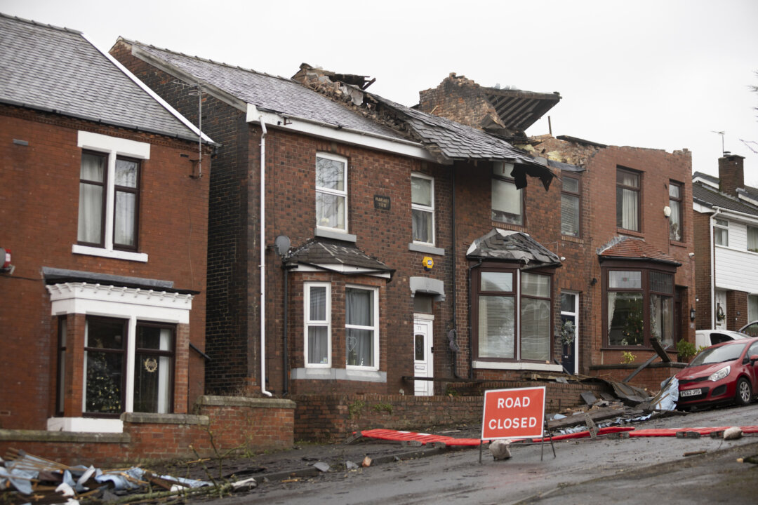 Resident Says Houses Are in a State of ‘Absolute Disaster After Tornado ...