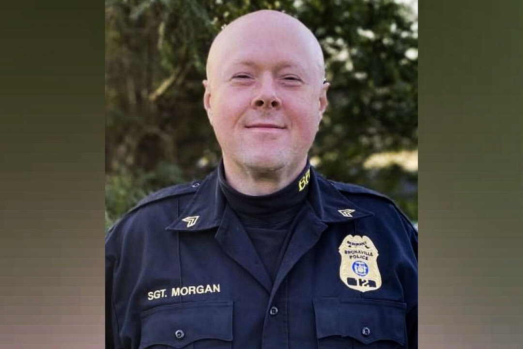 Family of 4 Found Dead in Apparent Murder-Suicide by New York Police ...