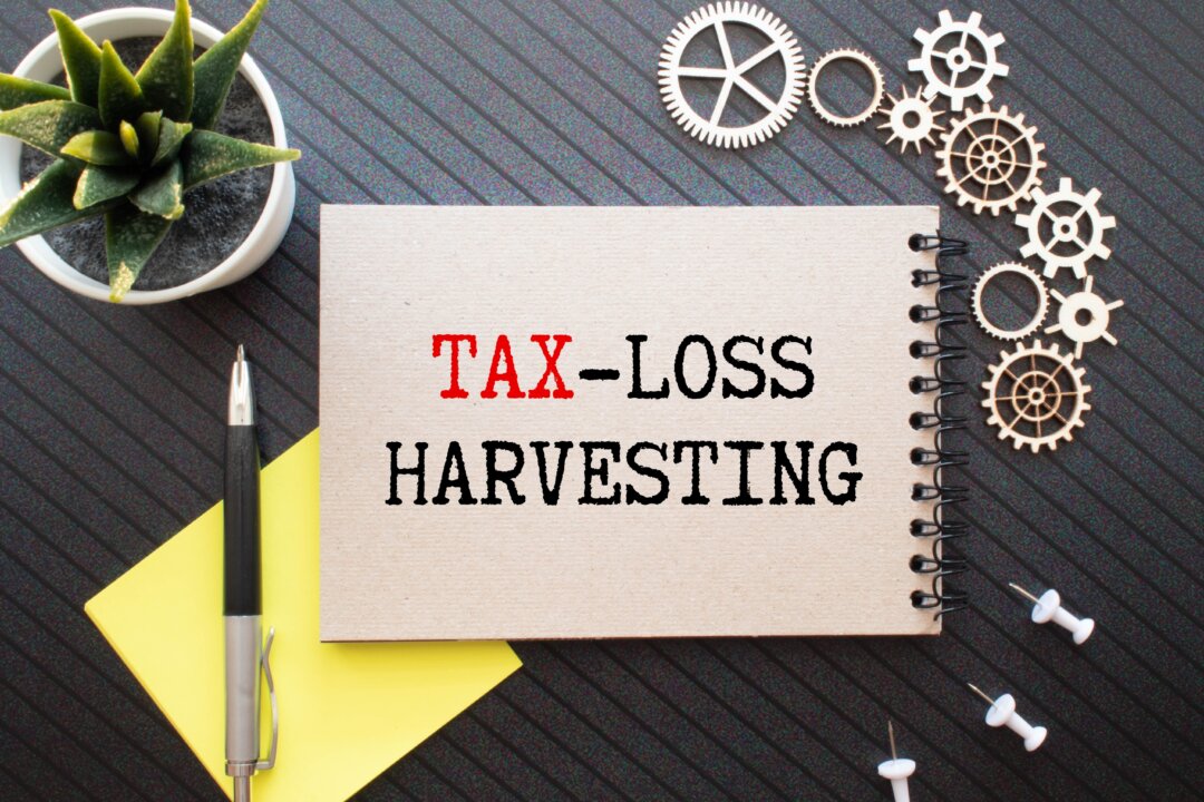 Slash Your Taxes Before Year End: The Benefits of Tax-Loss Harvesting ...
