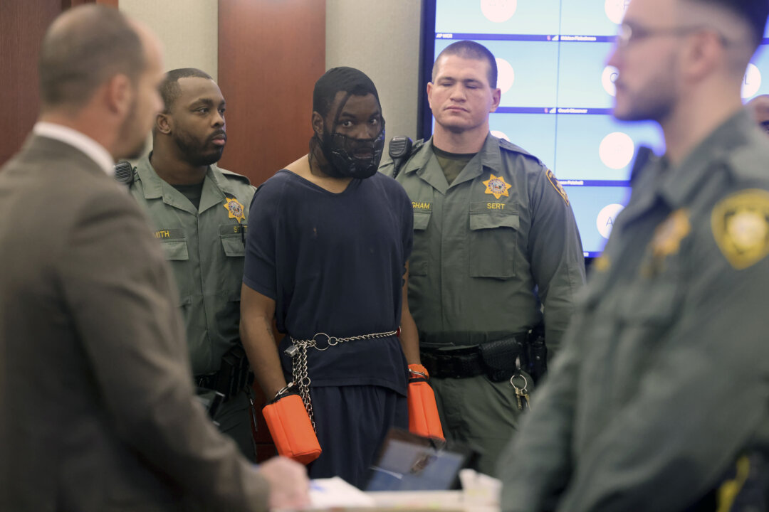 Las Vegas Man Who Attacked Judge in Viral Video Reappears in Court ...