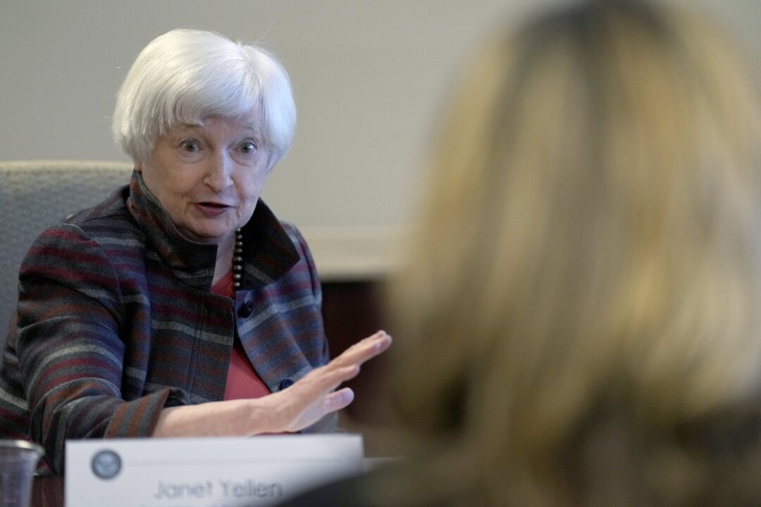 Yellen Says 100,000 Firms Have Joined a Business Database Aimed at ...