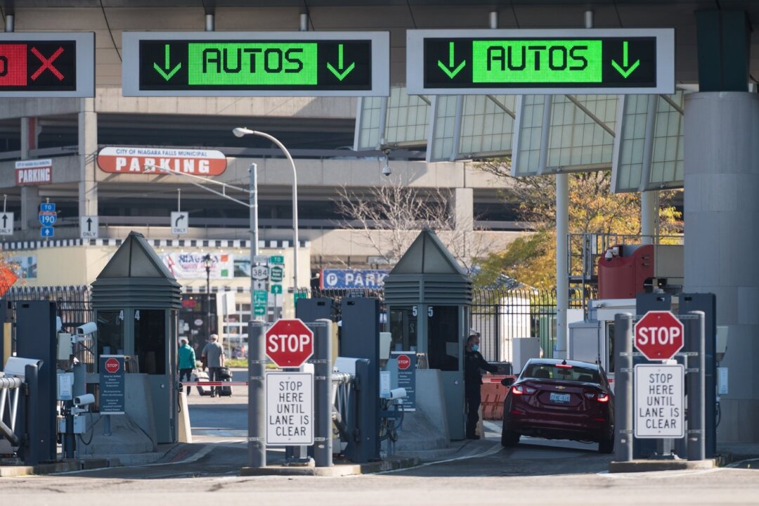 Canada Embarks on Preclearance Pilot Project on US Side of Quebec/NY ...