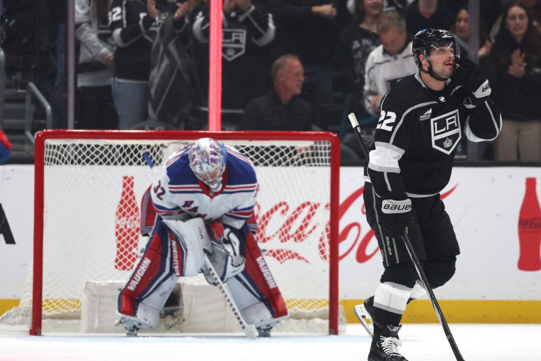 Quinton Byfield’s Goal Gives Kings a 2–1 Win Over Rangers to Spoil Jonathan Quick’s Return to LA ...