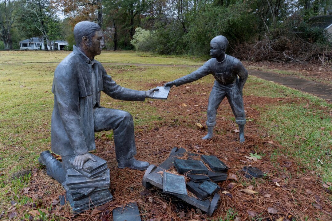 James Bowley: From Escaped Slave to Southern Politician | The Epoch Times