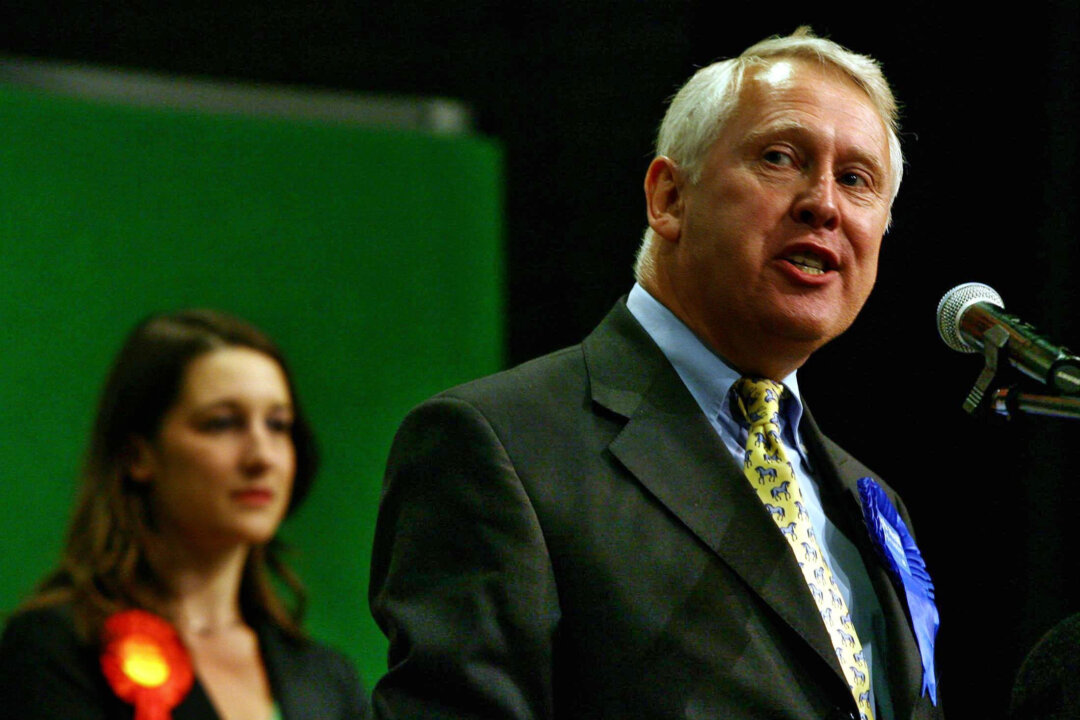 Conservative Former Minister Sir Bob Neill to Stand Down at Next ...