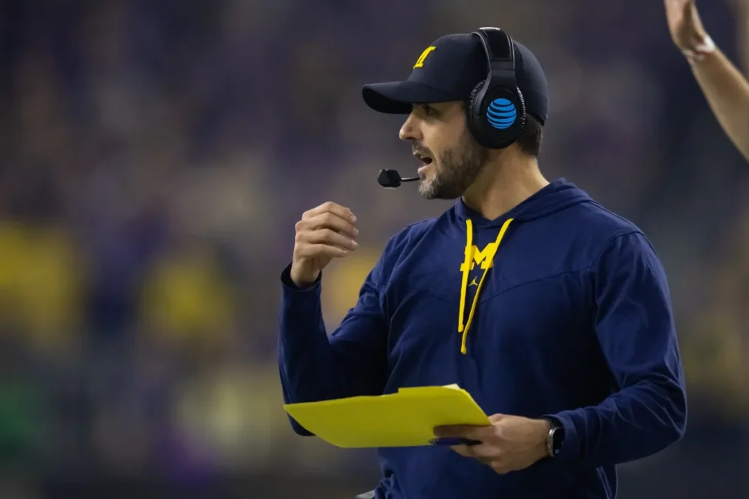 Michigan DC Jesse Minter Follows Jim Harbaugh to Chargers | The Epoch Times