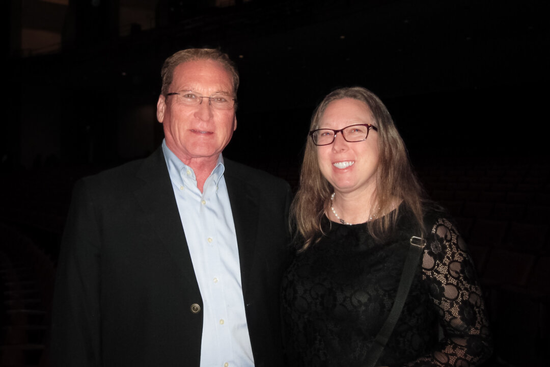 Shen Yun ‘Moved Me to Tears,’ Says Arizona Theatergoer | The Epoch Times