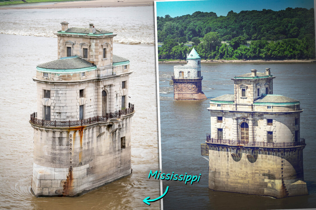 These ‘Castles’ Were Built in the Middle of the Mississippi Over 100 ...