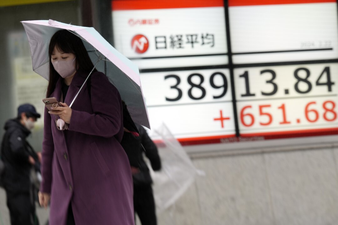 World Markets Higher as Japan’s Benchmark Nikkei 225 Breaks Its 1989 ...
