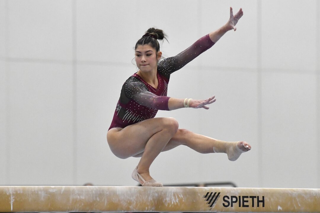 Kayla DiCello Takes Gold in USA Gymnastics Winter Cup. Olympic Champ ...