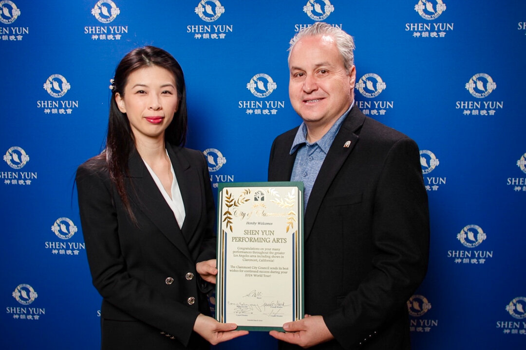 Shen Yun Performing Arts Shows Us ‘We’re Not Alone in This World,’ Says ...