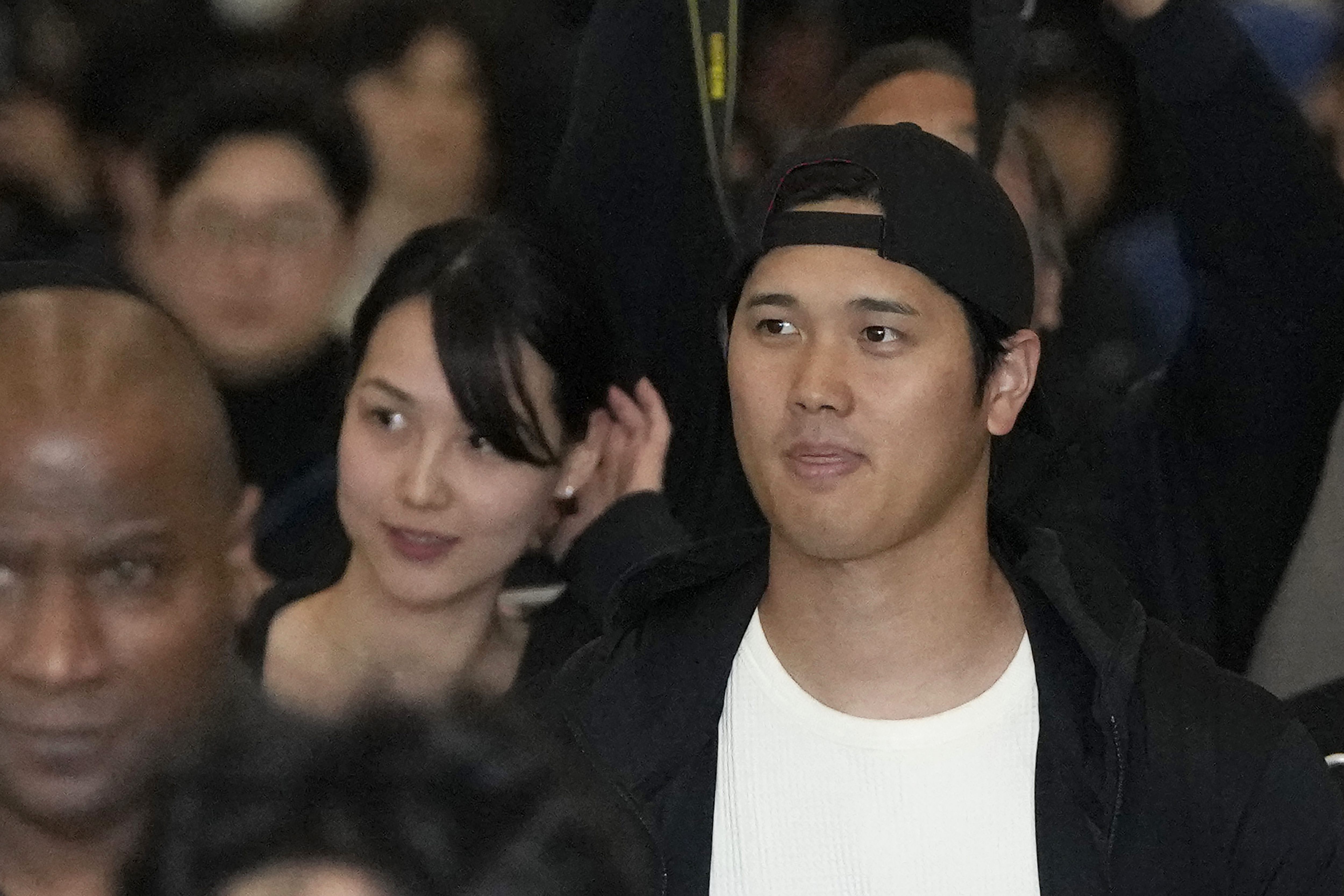 Baseball Superstar Ohtani and His Wife Arrive in South Korea for ...