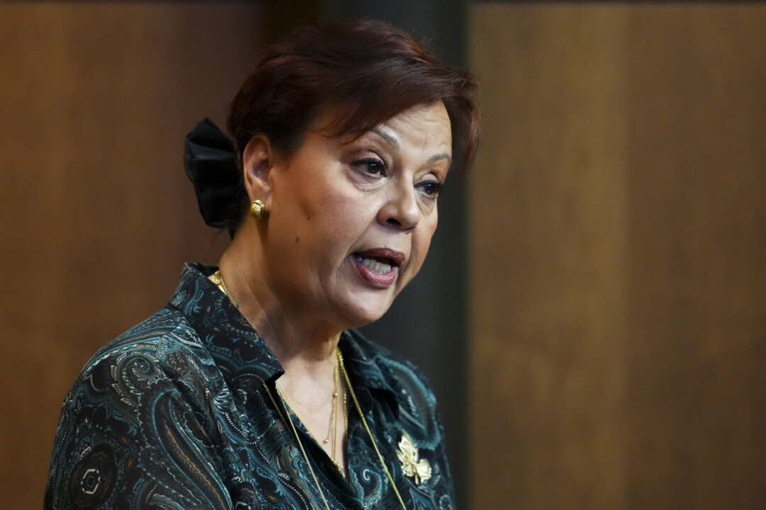 Quebec Liberal MP Says Her Constituents Want Trudeau to Step Down | The ...