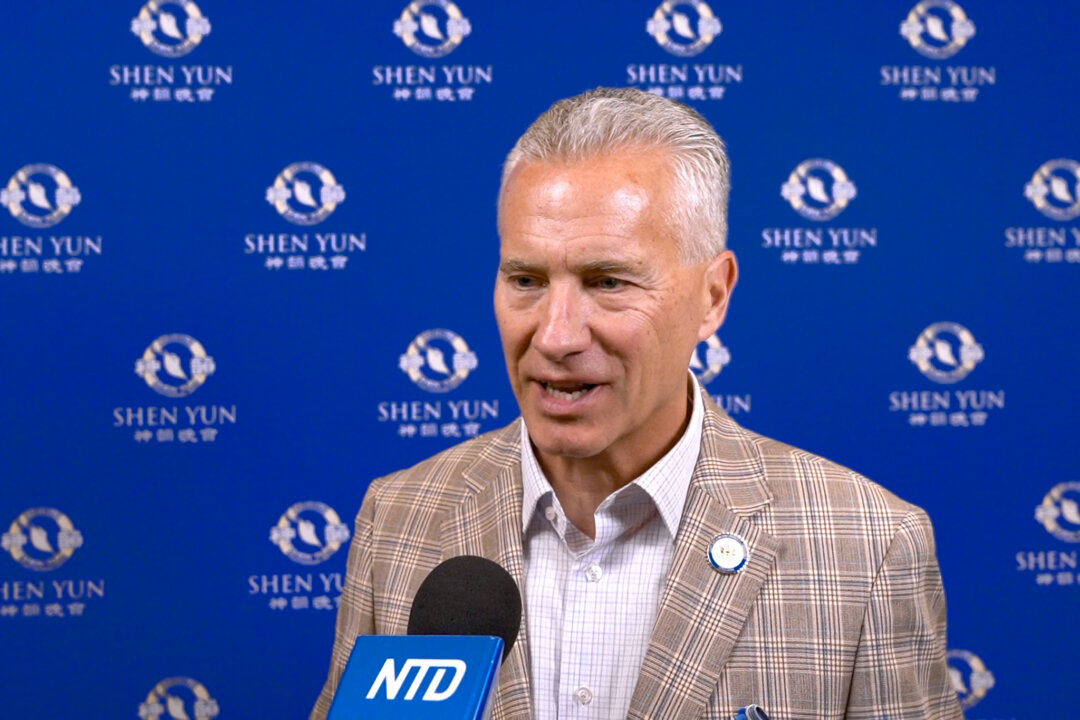 ‘I Would 110 Percent Recommend’ Shen Yun: State Representative | The Epoch Times