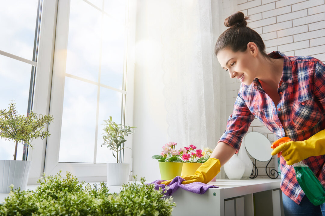 Ask Angi: How Should I Hire for Housecleaning? | The Epoch Times