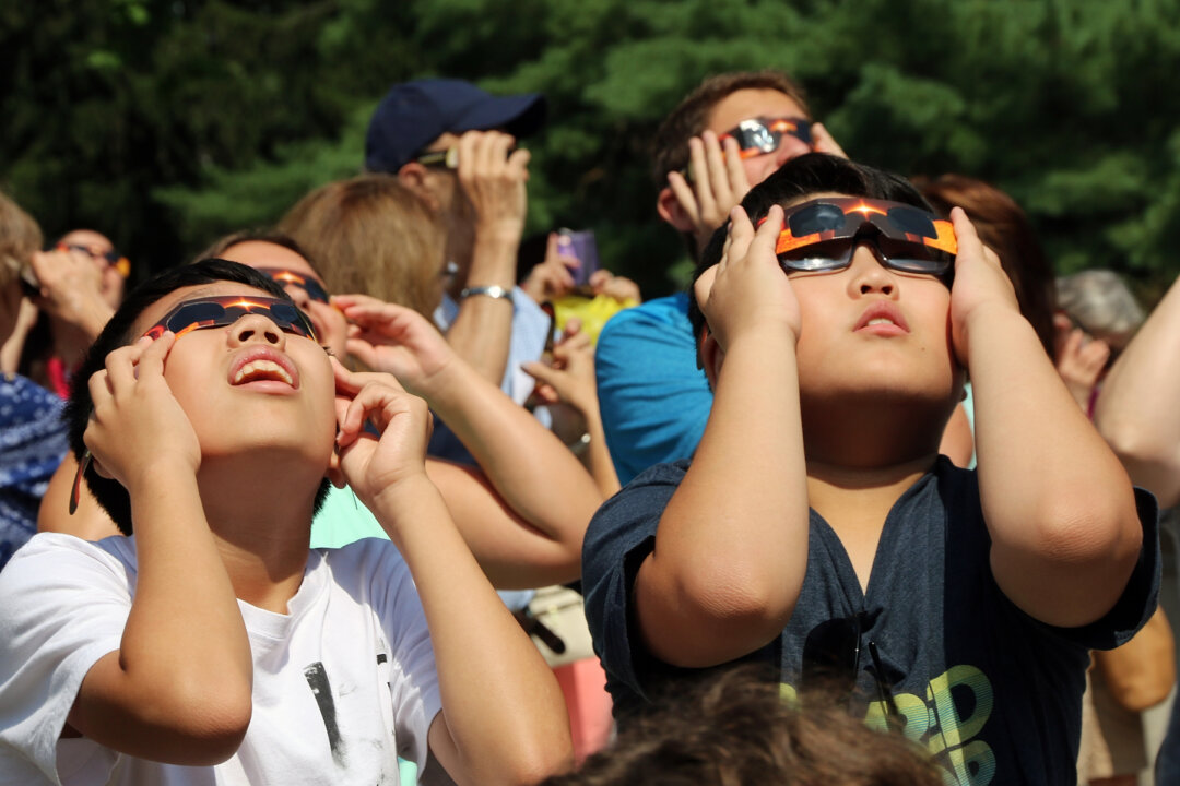 Taking the Kids: Get Ready for the Eclipse | The Epoch Times