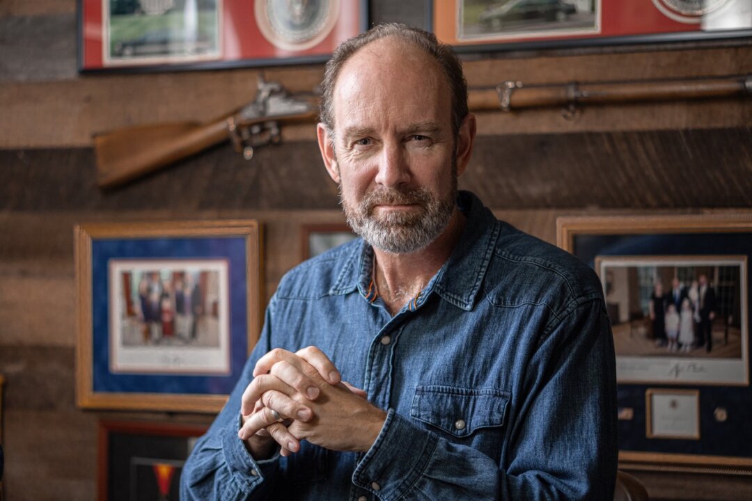 Former Secret Service Agent Shares His Advice on How To Live Without ...