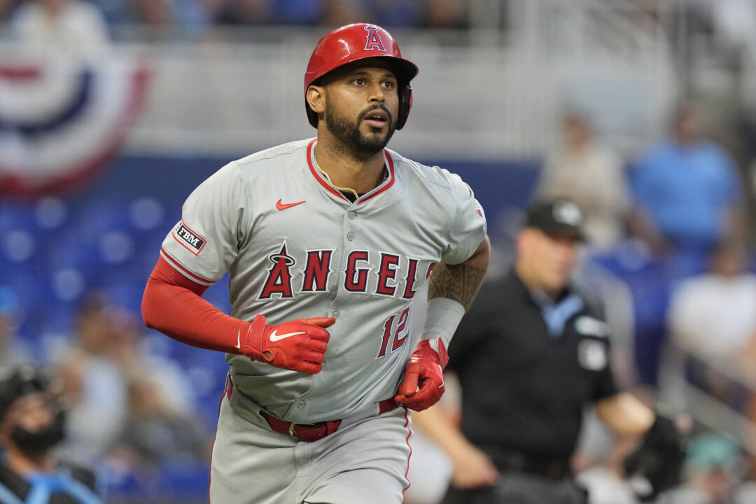 Anderson Sparkles on Mound as Angels Win Third Consecutive Game | The ...