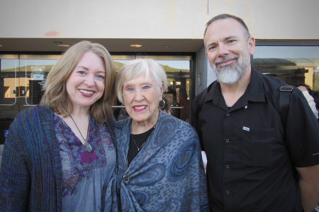 Shen Yun Tells ‘A Big, Universal Picture About Good Versus Evil,’ Says ...