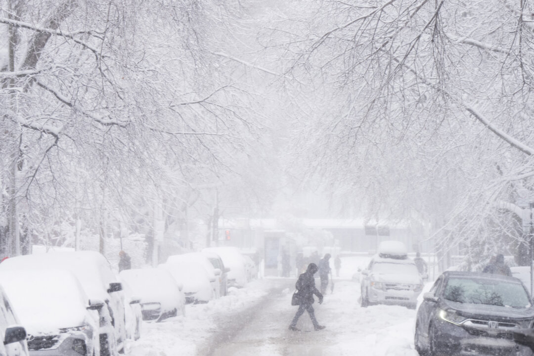 Spring Storm: Ontario, Quebec Utilities Still Working to Restore Power ...