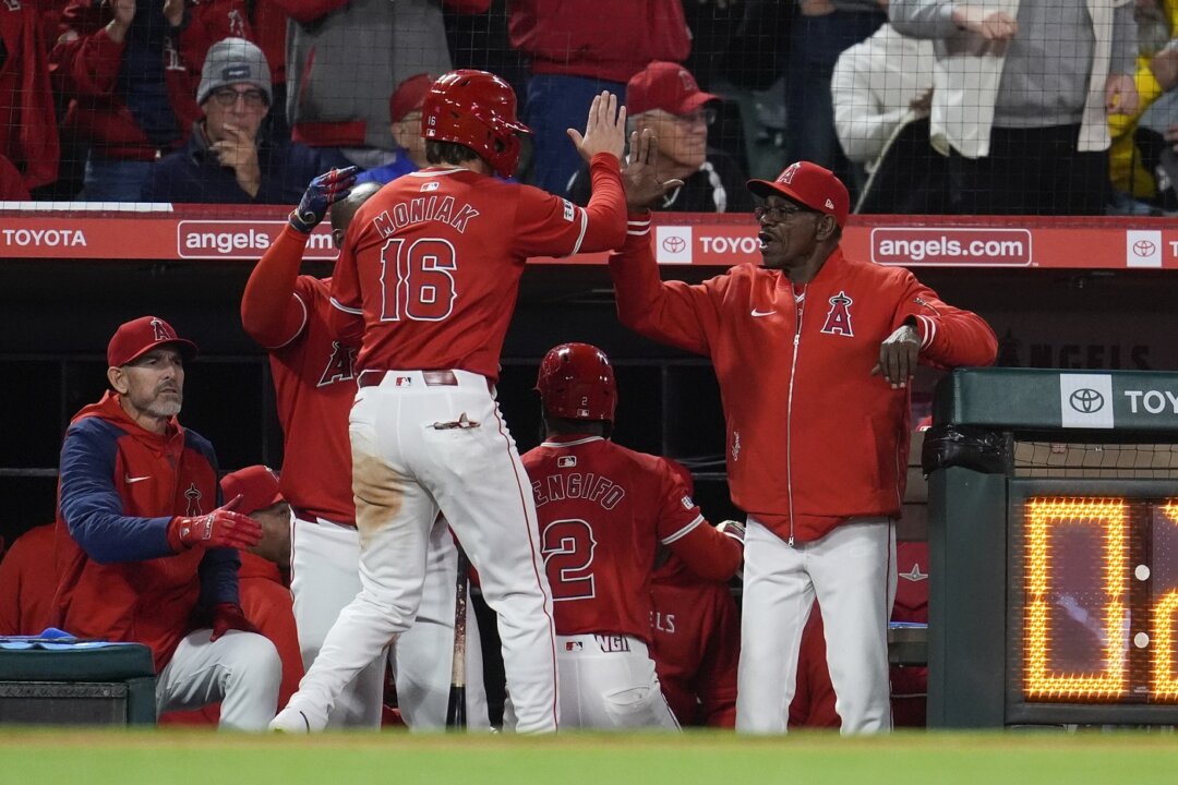Angels Score 2 on Devers’ Error Ending Boston’s 5-game Win Streak | The ...
