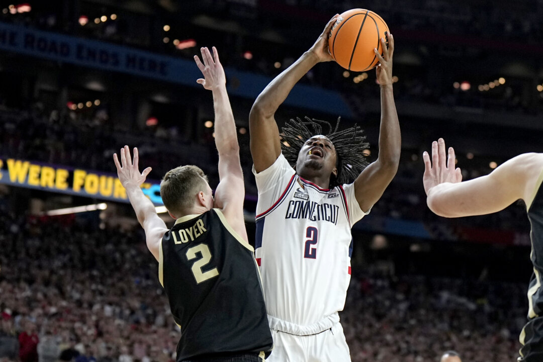 UConn Rolls Past Purdue, Wins Second Consecutive NCAA Title | The Epoch ...